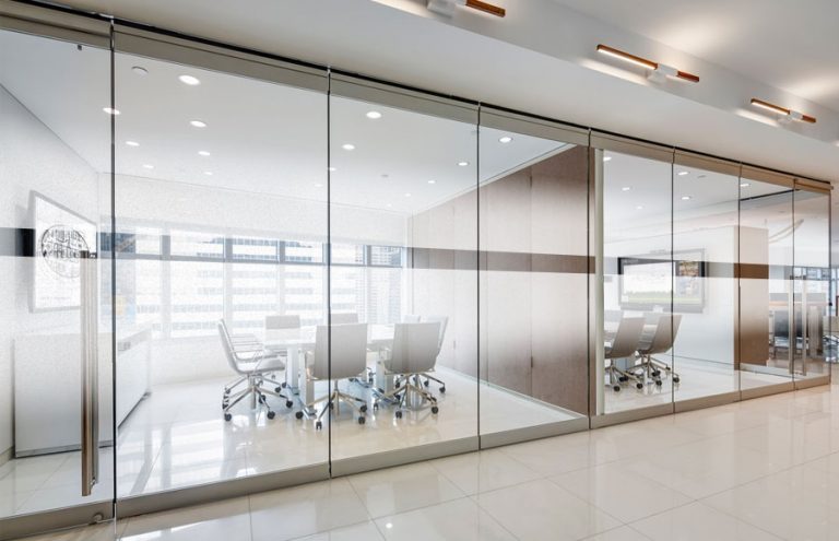 Clear Hue ® Gradient Window Film