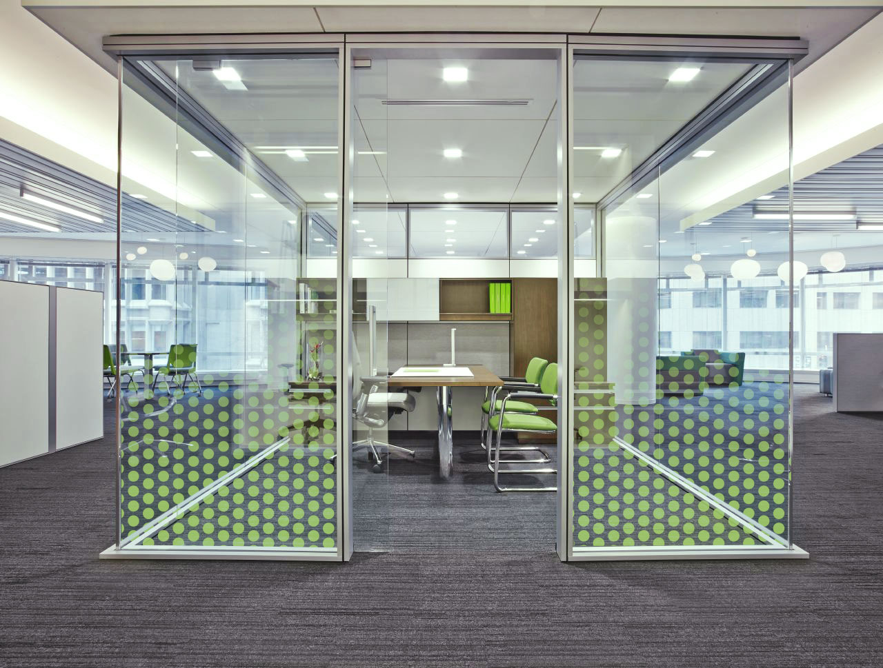 Clear Hue ® Gradient Window Film